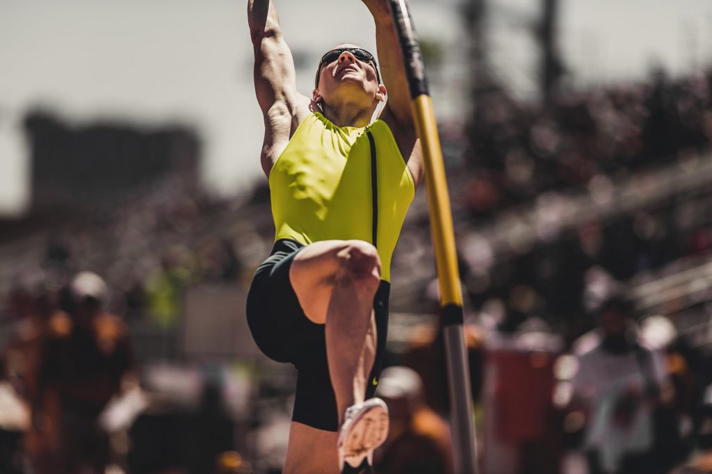 Sam Kendricks chooses UST-ESSX - Trackalerts.com, track and field news ...